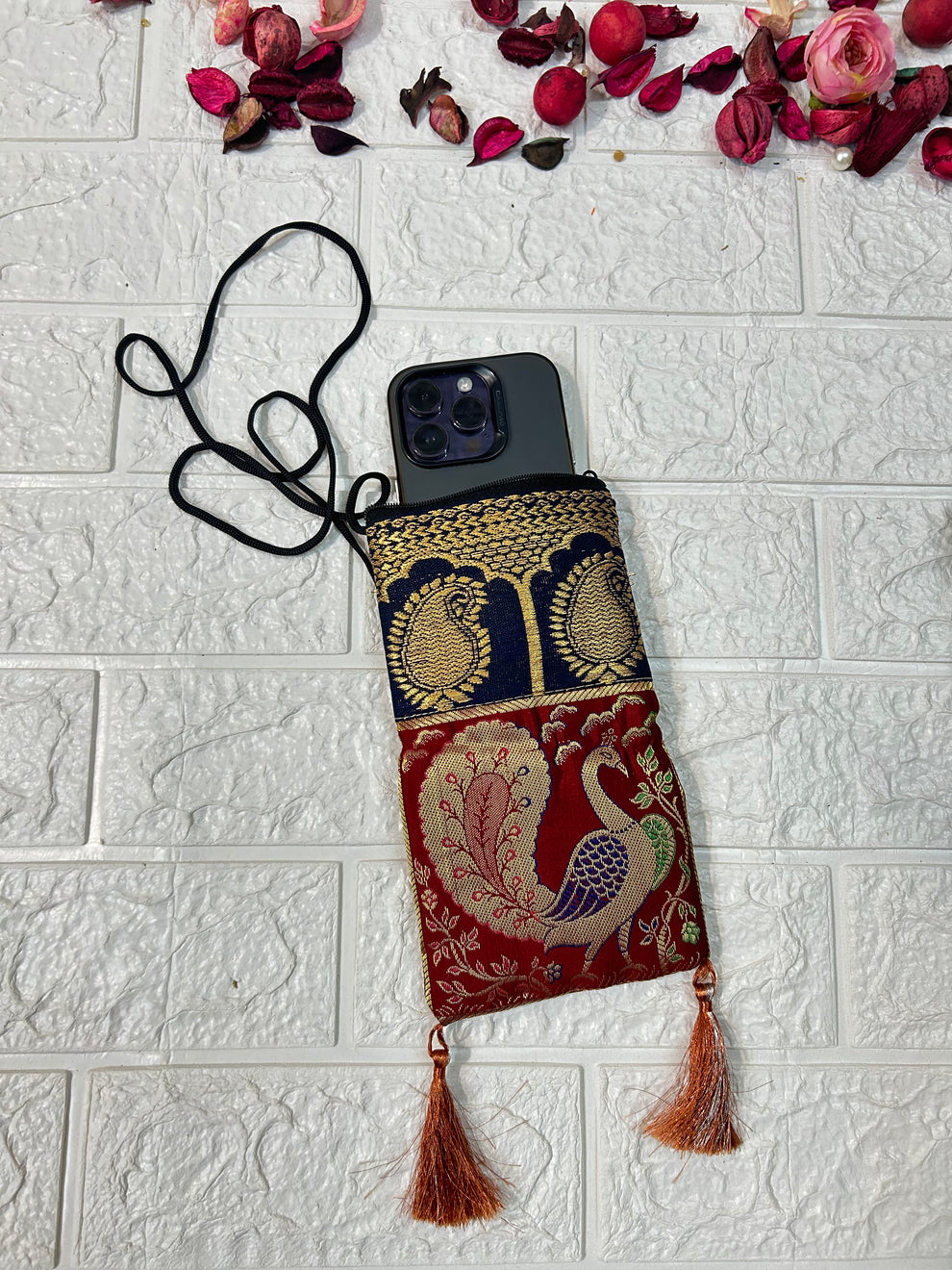 Banarasi Zari Work Mobile Pouch | Wedding Favor, Mehndi Party Gifts ...