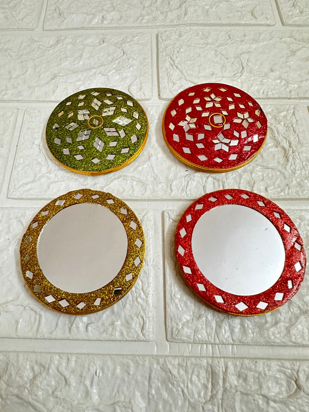 Haldi & Mehndi Favors Handmade Lac Compact Mirrors, Bridesmaid Gifts ...